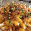 Frites au cheddar et bacon : La Recette Facile